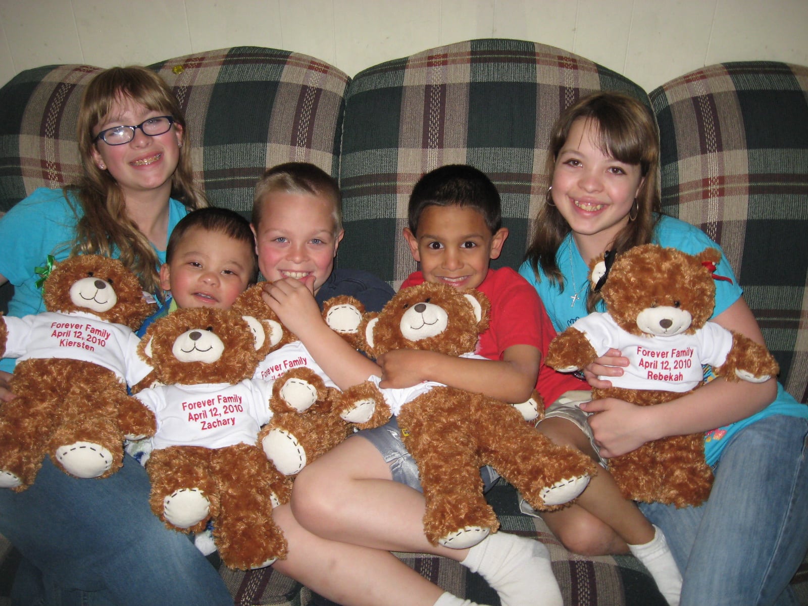 3 Ways to Include the Whole Family on Adoption Day