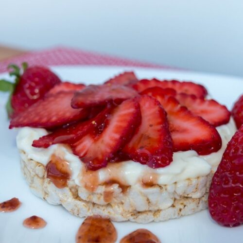 Strawberry Cheesecake Rice Cakes The Holy Mess